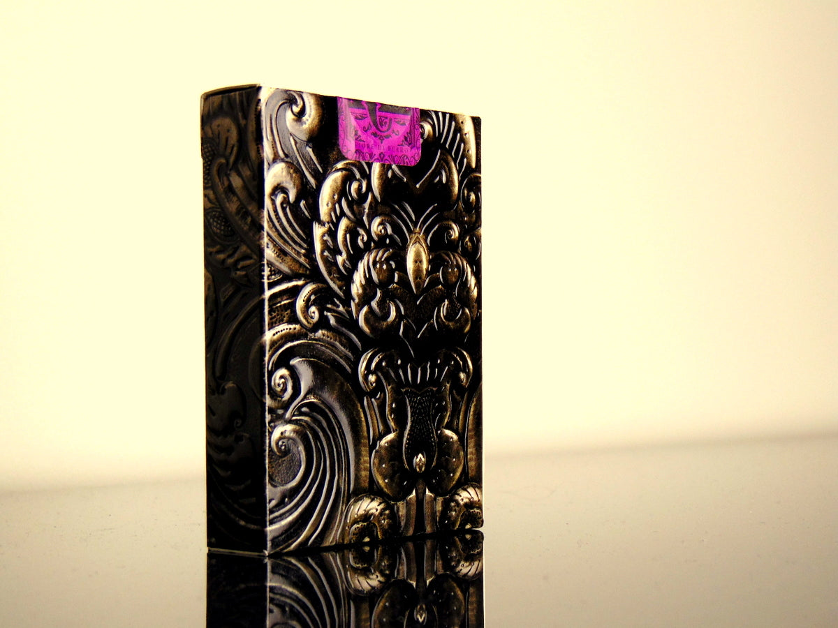 Vittoria Fiore Di Ferro Playing Cards By Nicolai Aaroe – Curated Cards